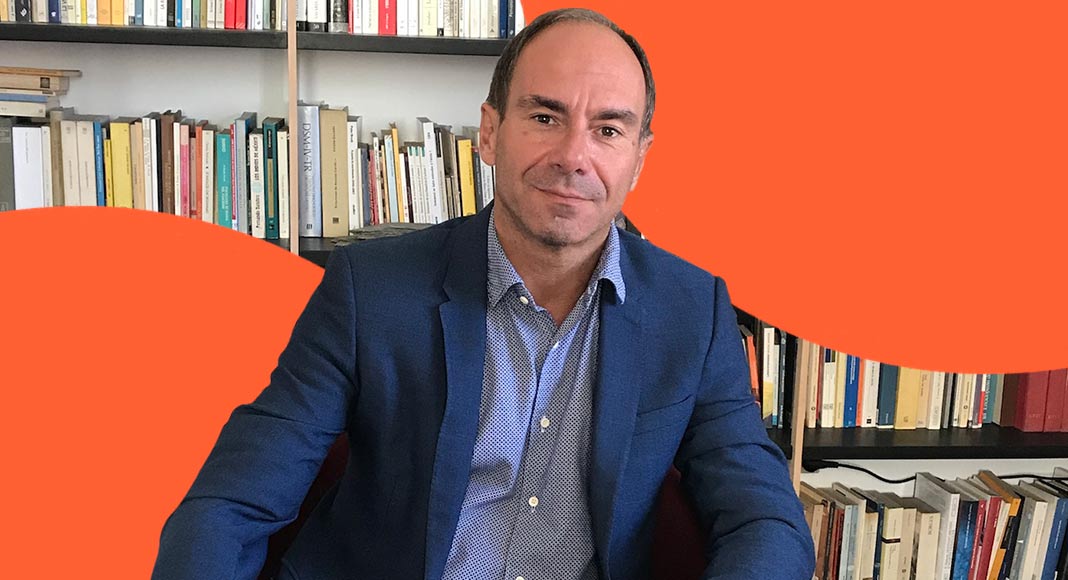 "Se il mondo alza muri, lo stesso accade dentro di noi", U. Zuccardi Merli
